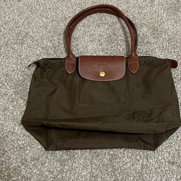 Longchamp | Bags | Brown Longchamp Purse With Shoulder Straps And ...